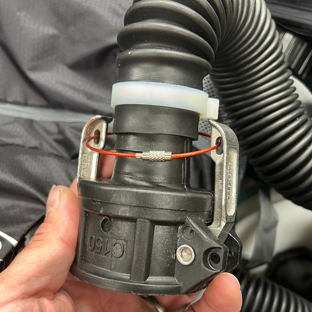 SS locking wire loops (pair) | Lombardi Undersea